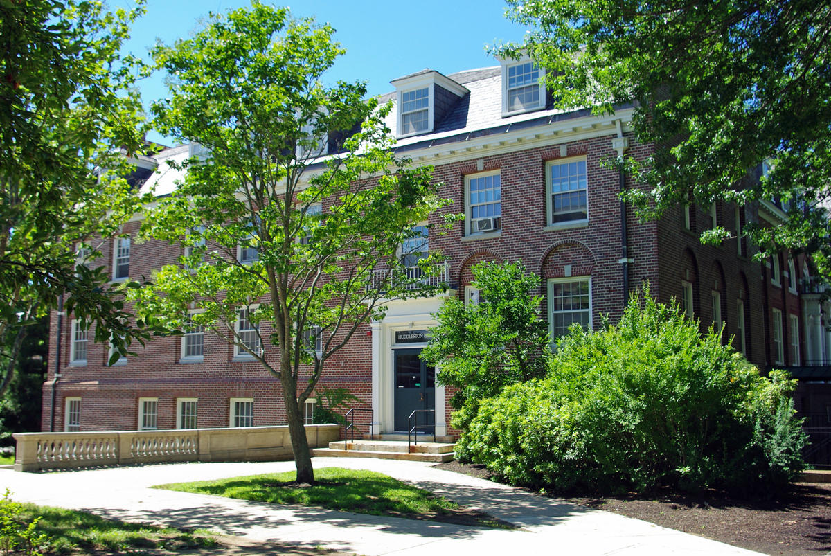 Despite Concerns, UNH Renews Contract With China-Backed Institute | New ...