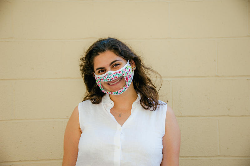 Smile Masks Help Deaf And Hard Of Hearing Communicate While Reducing ... Smile Masks Help Deaf And Hard Of Hearing Communicate While Reducing ...