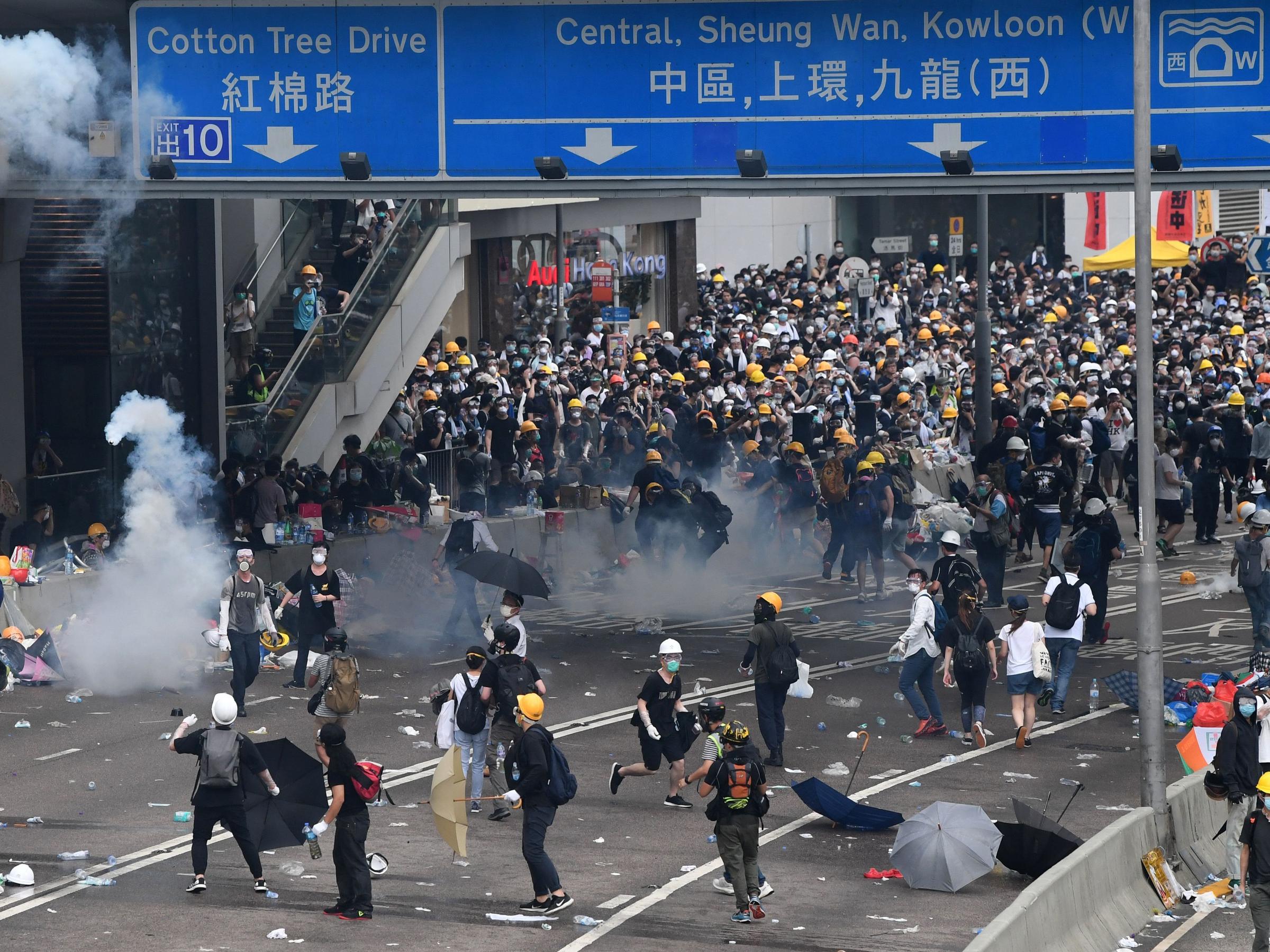Hong Kong Police Use Tear Gas, Rubber Bullets In Clashes With Thousands ...